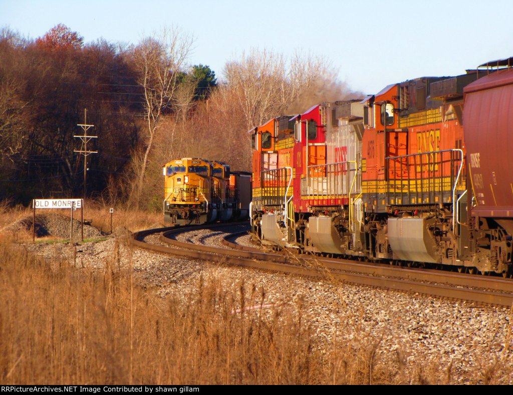 BNSF 8843 with a perfect train meet.